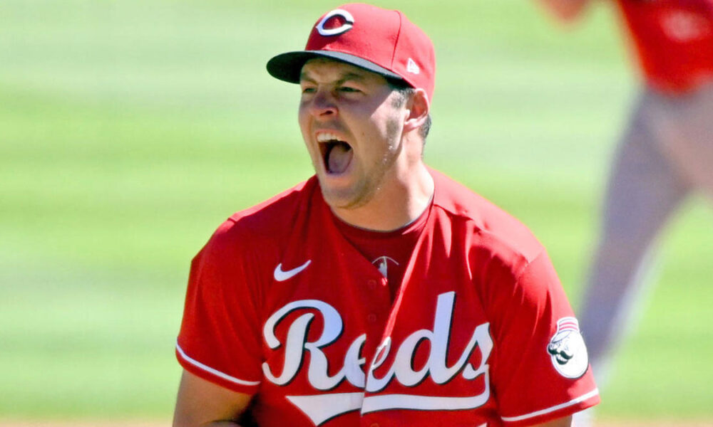 Bauer signs 3-year, $102M deal with the Dodgers - Back Sports Page