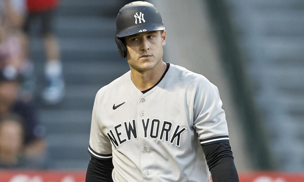 The Impact of Anthony Rizzo’s Injury - Back Sports Page