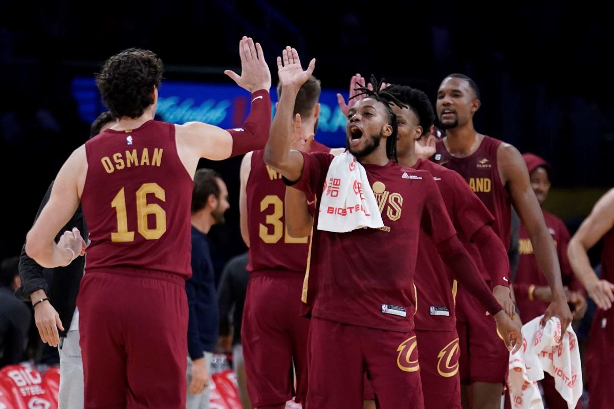 Cleveland Cavaliers' Eleven Game Report - Back Sports Page