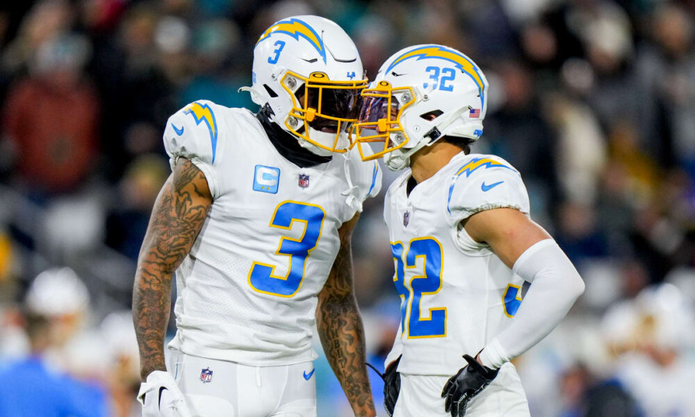 Which Chargers Deserved a Game Ball? - Back Sports Page