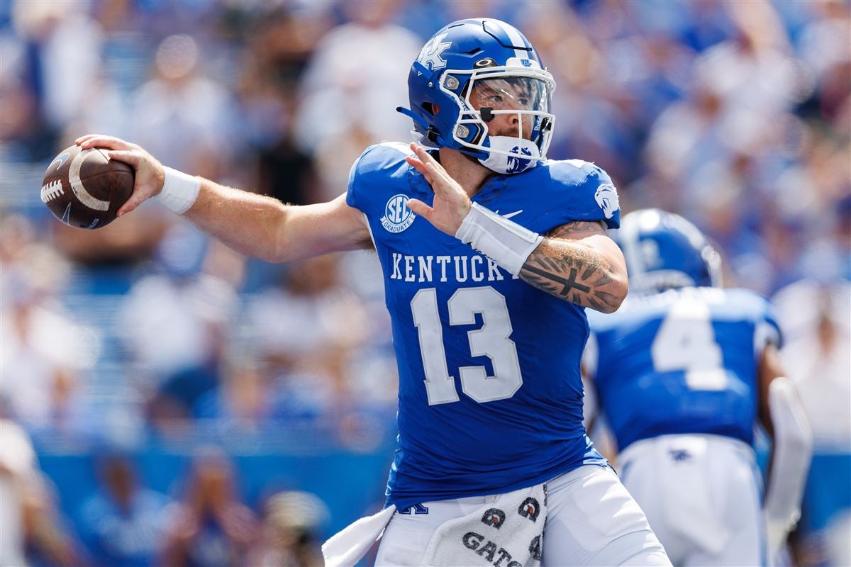NFL Draft 2024 Scouting Report: Devin Leary, QB, Kentucky - Back Sports ...
